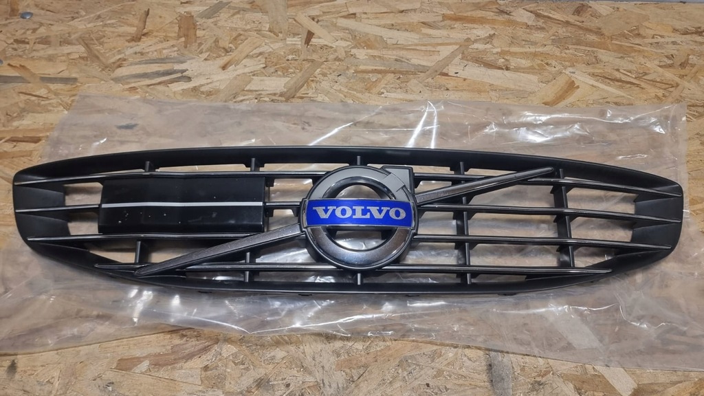 VOLVO V60 S60 Grill Atrapa Zderzaka Radar - 12983470932 - oficjalne archiwum Allegro