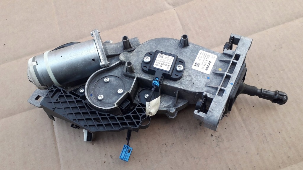 MERCEDES W212 W204 SIŁOWNIK KLAPY TYŁ A2128201842 - 10686005544 ...