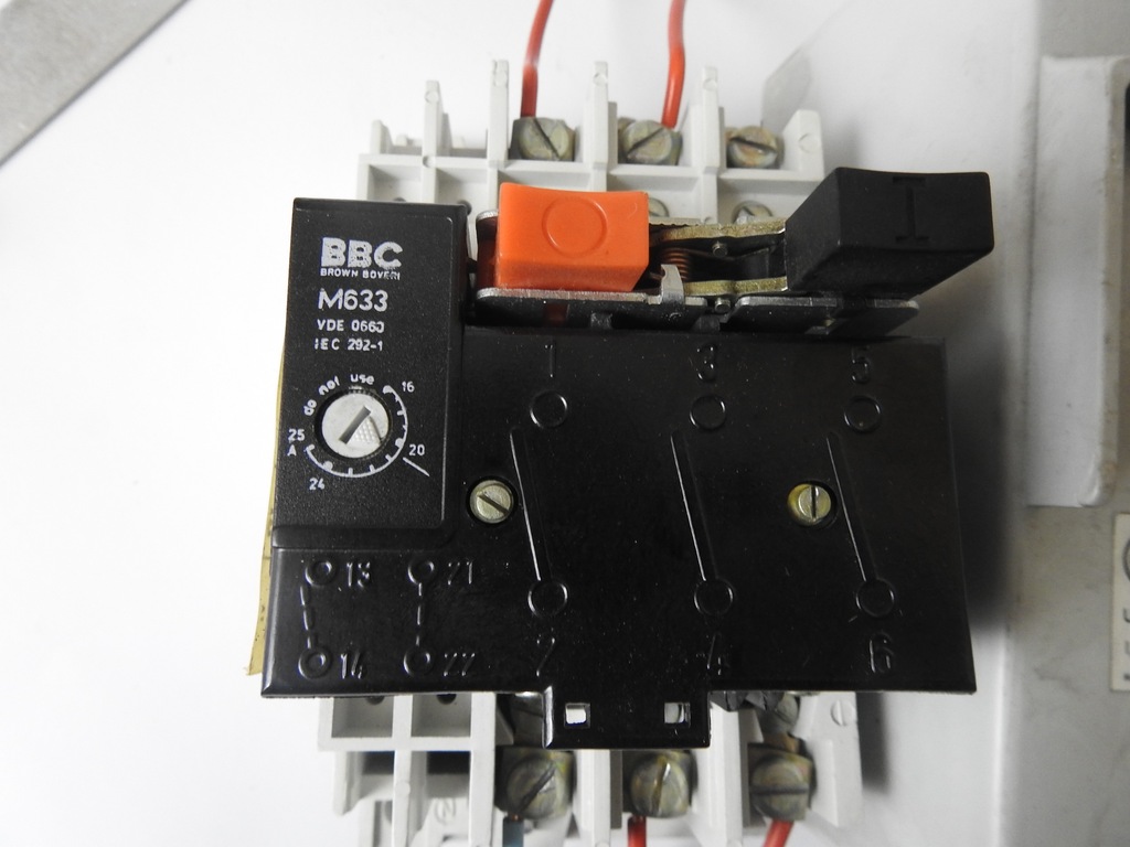 Wyłącznik silnikowy M633 16-25A BBC + górna obudow - 8984580769 ...