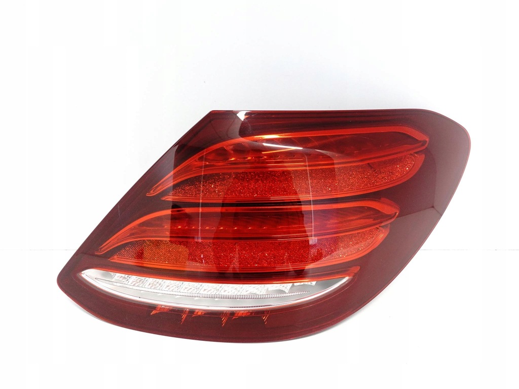 MERCEDES E-KLASA W213 16-20 SEDAN/LIMUZYNA LAMPA LED PRAWA TYŁ EU ...