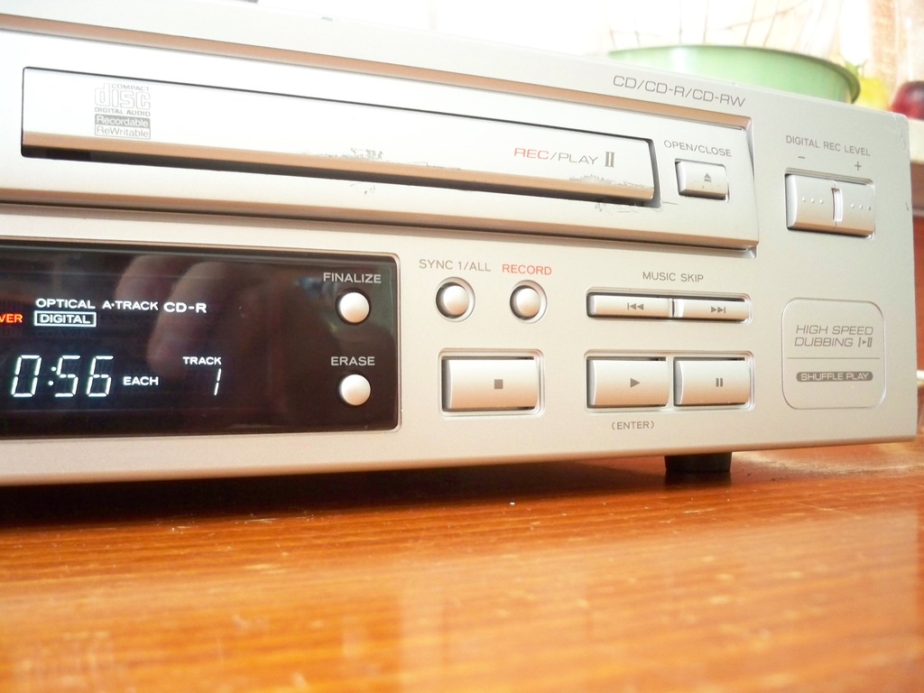 nagrywarka CD Recorder Welltech 20666 + pilot - 8360879095 - oficjalne ...