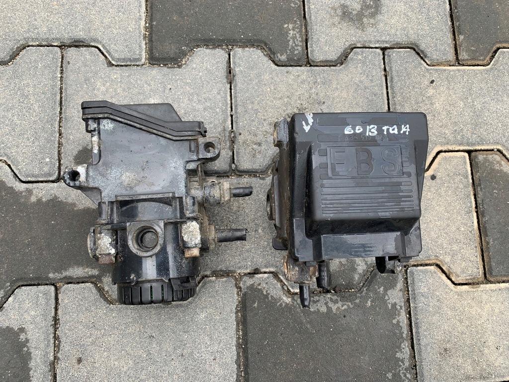 MAN TGA ZAWÓR MODULATOR EBS ABS PRZÓD 81521066013 - 12033741468 - oficjalne archiwum Allegro