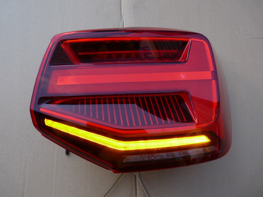 Audi Q2 Led Prawa 81A945092B neon dynamic matrix - 12891272494 - oficjalne archiwum Allegro