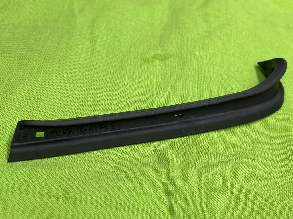 USZCZELKA LAMPY AUDI A3 8P LIFT PRAWA NOWA HELLA - 13239770414 ...