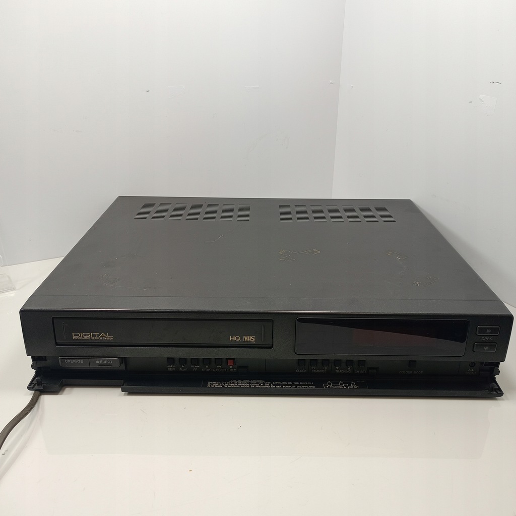 Magnetowid VHS Sharp VC-A30B - 14859760720 - oficjalne archiwum Allegro