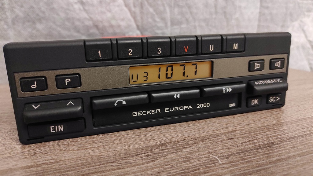 Radio Becker EUROPA MERCEDES R107 W126 BECKER W201 R129 W140 W124 W116 ...