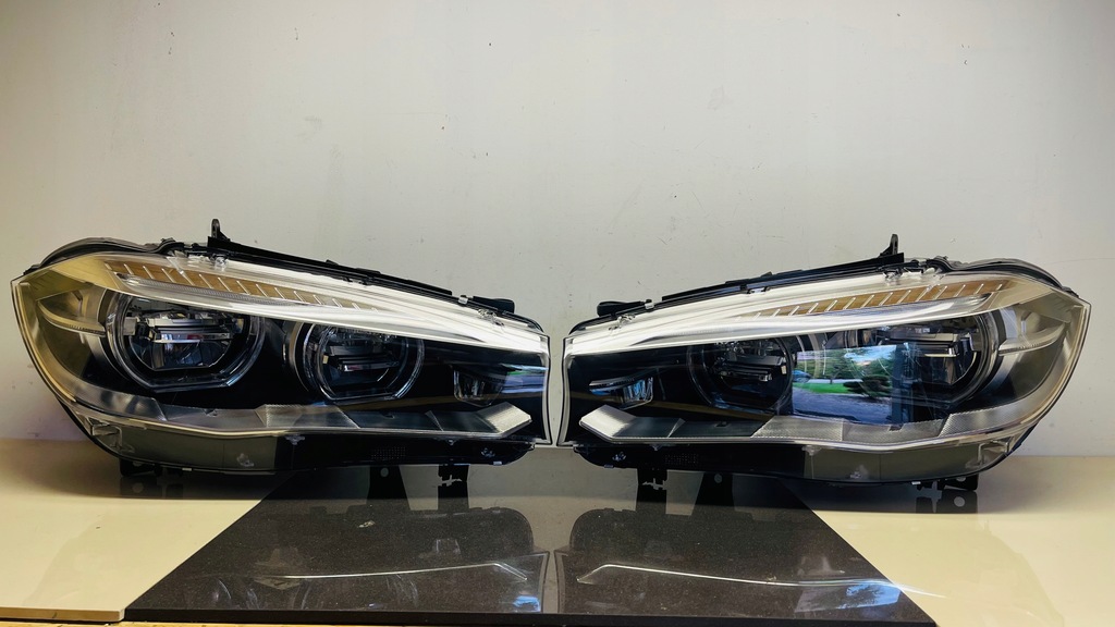 Lewa prawa lampa adaptive LED BMW X5 X6 F15 F16 - 12684862283 ...