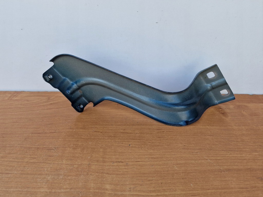 AUDI Q3 83A LEWY UCHWYT BŁOTNIKA WSPORNIK ŁAPA LH - 12863568144 ...