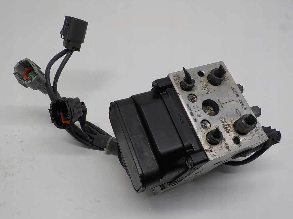 NISSAN X-TRAIL T30 POMPA ABS 476008H720 - 12154720474 - oficjalne archiwum Allegro