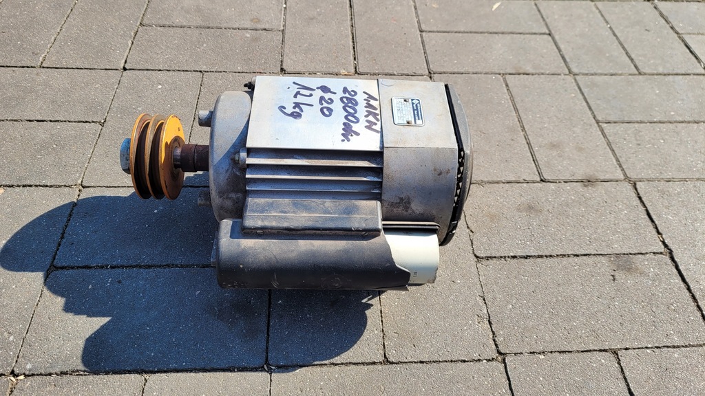 Silnik elektryczny VEM 1.1KW 2800 obrotów 220V 380 - 7708687388 - oficjalne archiwum Allegro