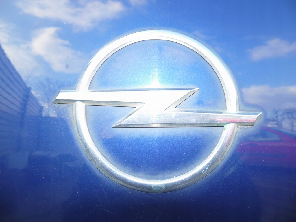 LOGO ZNACZEK EMBLEMAT TYŁ OPEL ASTRA H III KOMBI - 7904288319 ...