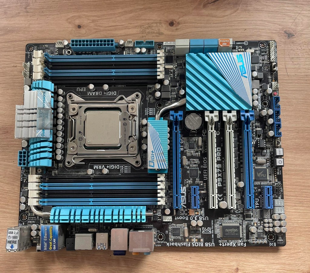 Płyta główna ASUS P9X79 PRO + procesor i7-3820 - 13888503291 ...