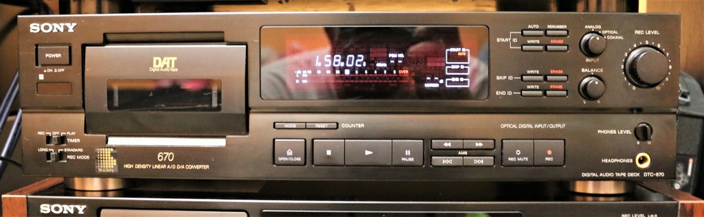 Magnetofon DAT SONY DTC-670. Uszkodzony - 12988749566 - oficjalne archiwum Allegro