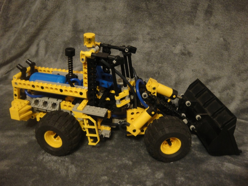 Lego Technic 8459 Pneumatic Front End Loader - 13032615354 - oficjalne ...