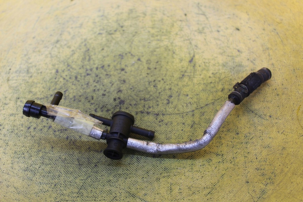 PRZEWÓD WĄŻ WODY A6 C7 3.0TDI 059121671B - 9043548644 - oficjalne ...