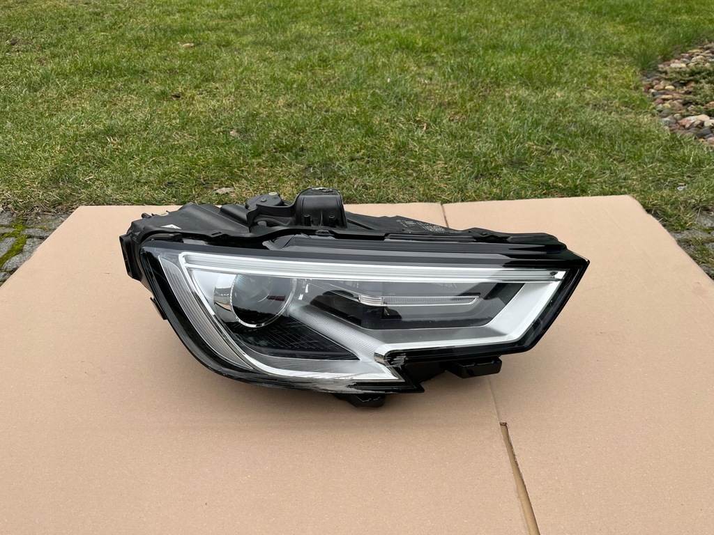 LAMPA PRAWA EU AUDI A3 8V0 LIFT BI XENON 2016 - 21 - 13284002215 - oficjalne archiwum Allegro