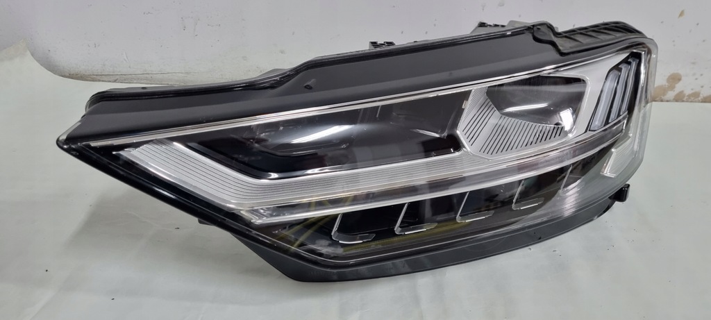 Audi A8 matrix full led lampa 4N0 - 11953612267 - oficjalne archiwum ...