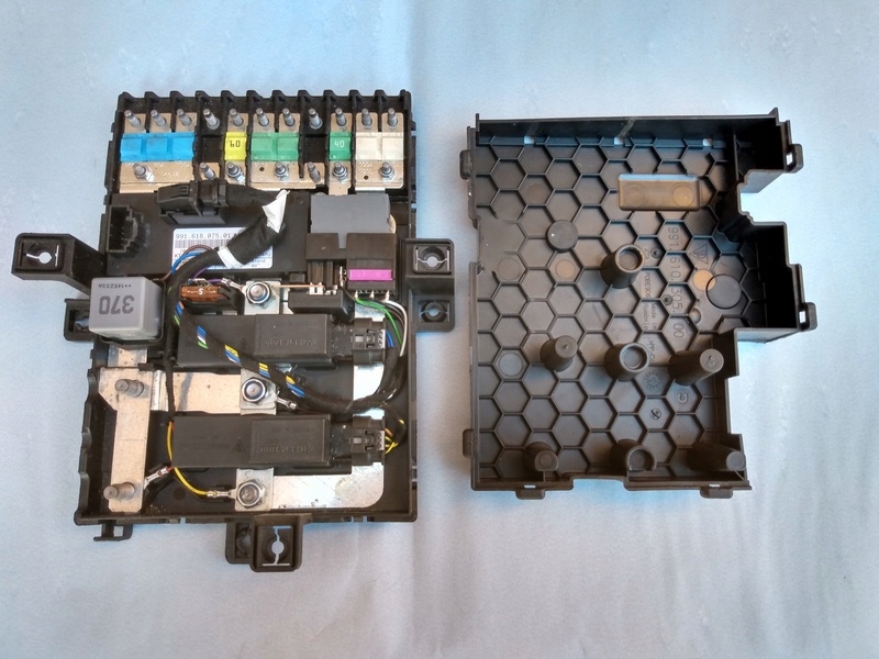 skrzynka bezpiecznikowa PORSCHE 911 991 - 11940455314 - oficjalne ...