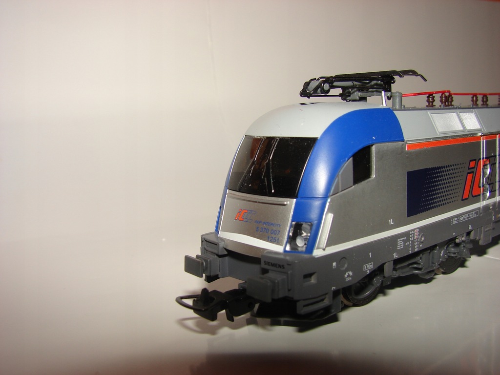 LOKOMOTYWA HUSARZ ICC PKP PIKO - 12480337551 - oficjalne archiwum Allegro