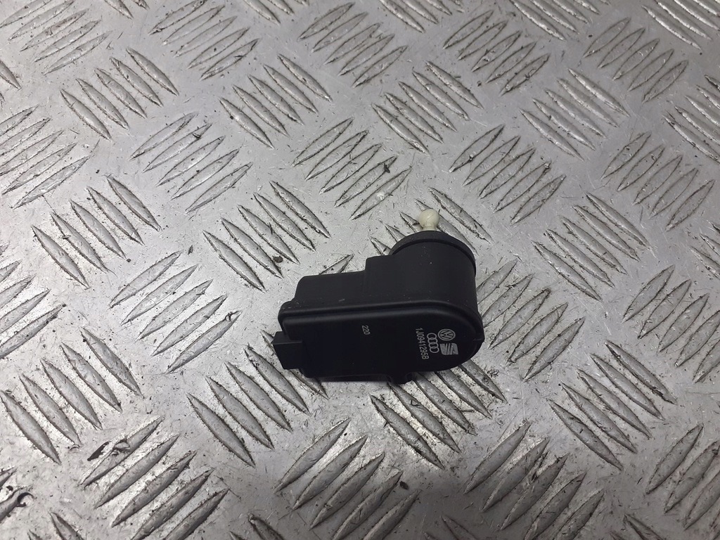 SILNICZEK REGULACJI LAMPY P SEAT LEON I 1J0941295B - 12370736211 ...