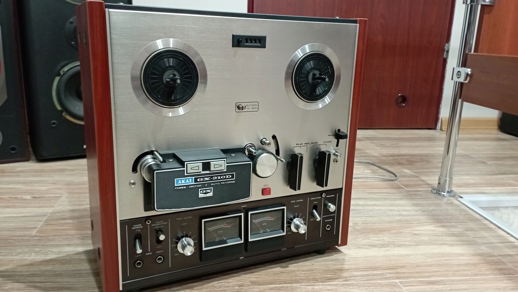 Magnetofon szpulowy Akai GX-210D srebrny - 13469417068 - oficjalne archiwum Allegro
