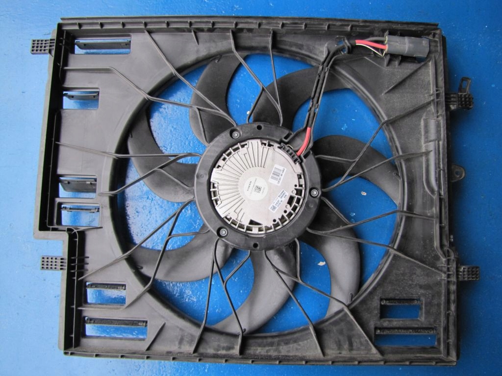 VOLVO S60 V60 S90 V90 XC60 - WENTYLATOR CHŁODNICY - 13664482790 ...