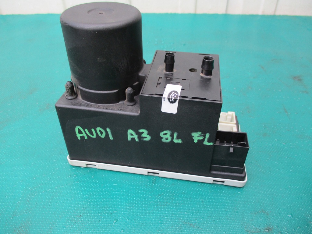 AUDI A3 8L A4 B5 LIFT POMPKA CENTRALNEGO ZAMKA 8D0862257B - 14615625096 ...