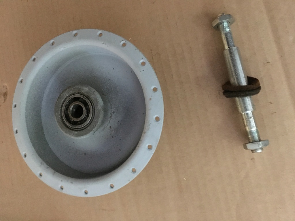 WFM ,WSK piasta koła przedniego z osią. - 11809437018 - oficjalne archiwum Allegro