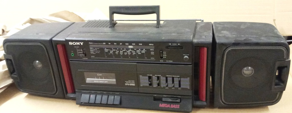 radiomagnetofon SONY CFS-D550 - 12587706725 - oficjalne archiwum Allegro