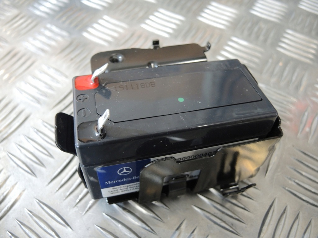 AKUMULATOR BATERIA MERCEDES W211 W218 12V 1.2Ah - 10220561915 ...