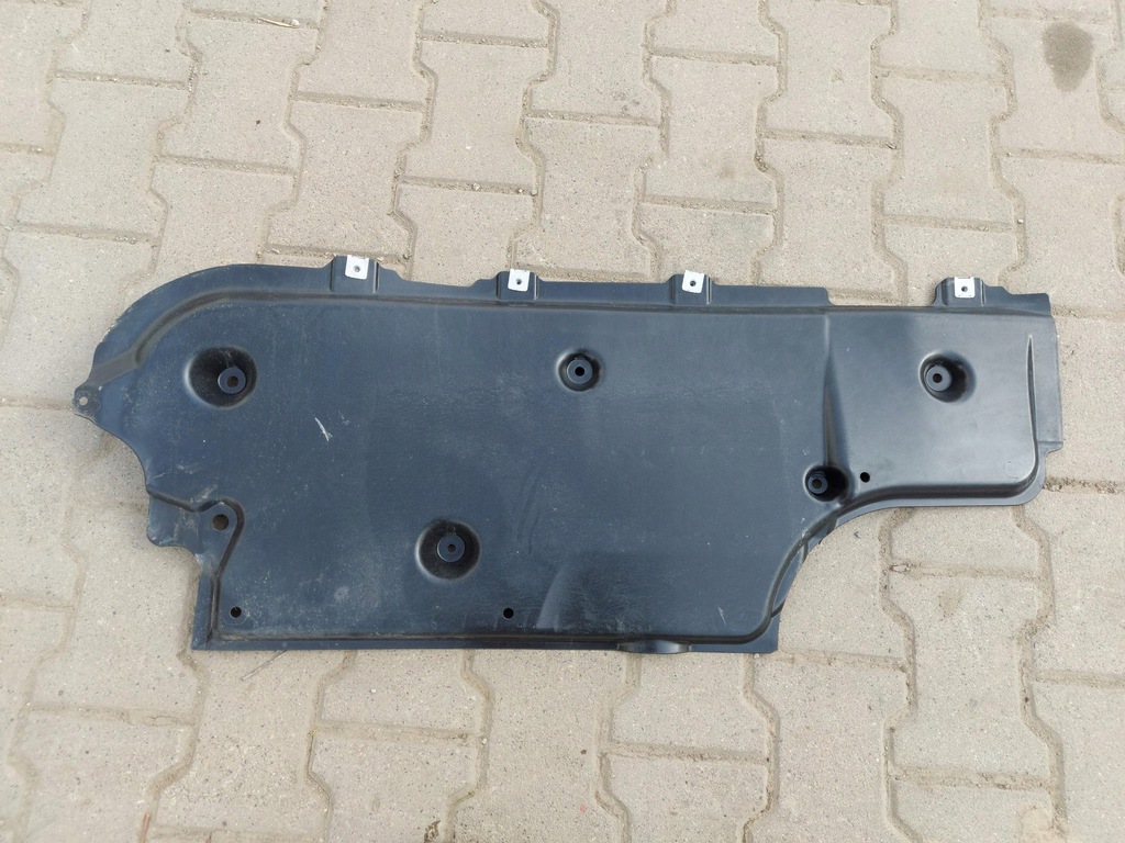 Mercedes w247 B-Classa płyta osłona podwozia przeciwbłotna a1776900303 ...