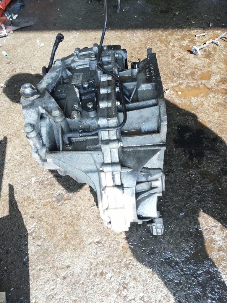 FORD FOCUS MK3 SKRZYNIA BV6R-7000-AE C-MAX AUTOMAT - 7858479416 - oficjalne archiwum Allegro