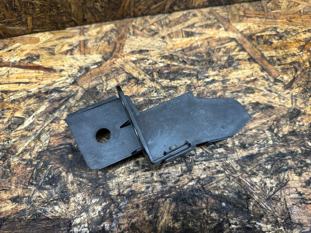 MOCOWANIE REFLEKTORA RENAULT MASTER IV 269206695r - 14353348582 ...