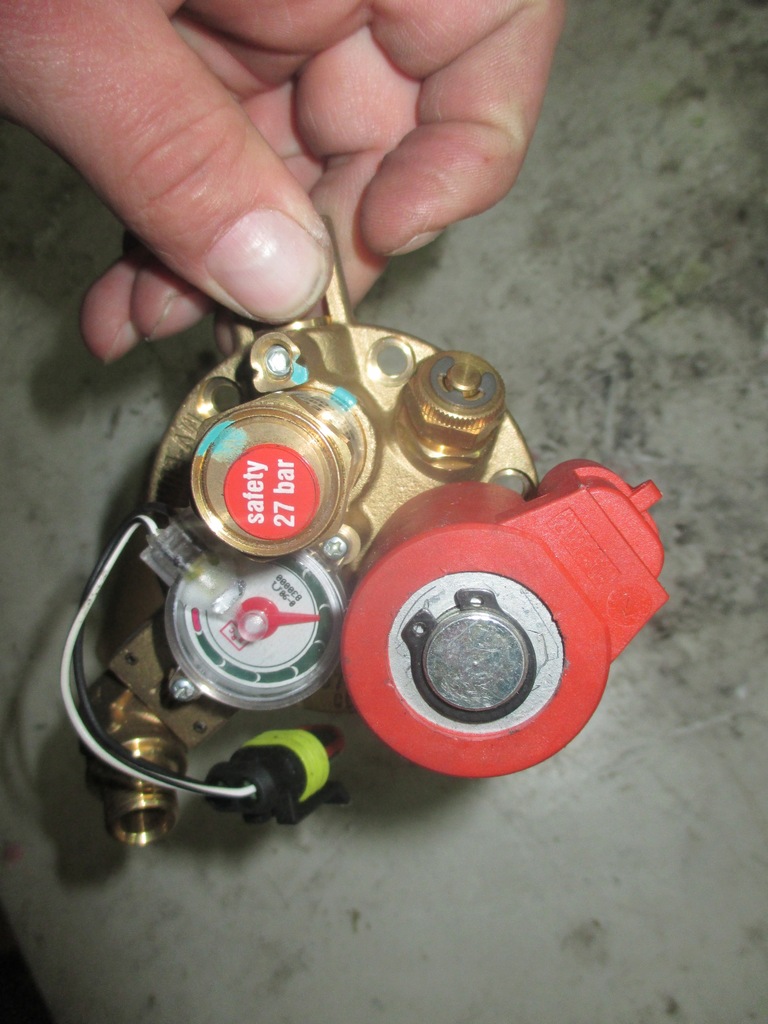 Zawór wielozawór butli gazu lpg w koło MTM 27 bar - 11616104741 - oficjalne archiwum Allegro