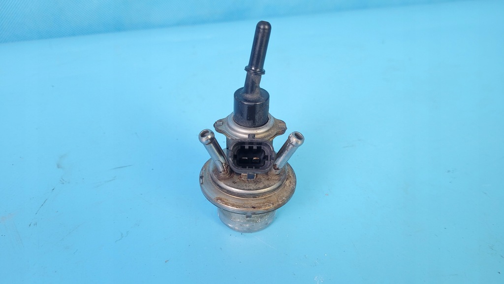 W205 C220 WTRYSKIWACZ ADBLUE A0004901113 - 11128053006 - oficjalne ...