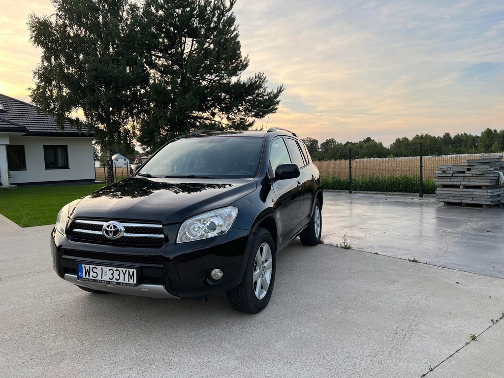 Toyota RAV 4 2.2d - 14095106361 - oficjalne archiwum Allegro