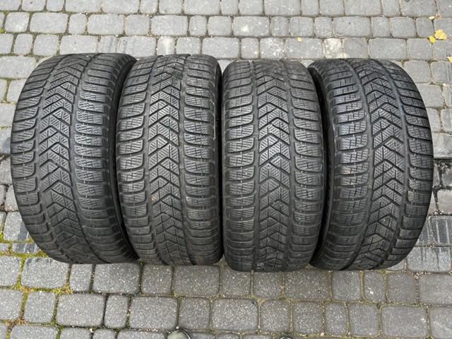 Opony Pirelli Sottozero 3 - 245/40/18 - 11328052125 - oficjalne archiwum Allegro