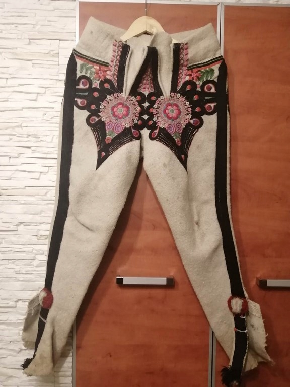 Spodnie portki góralskie oryginał od Górola - 13180824985 - oficjalne ...