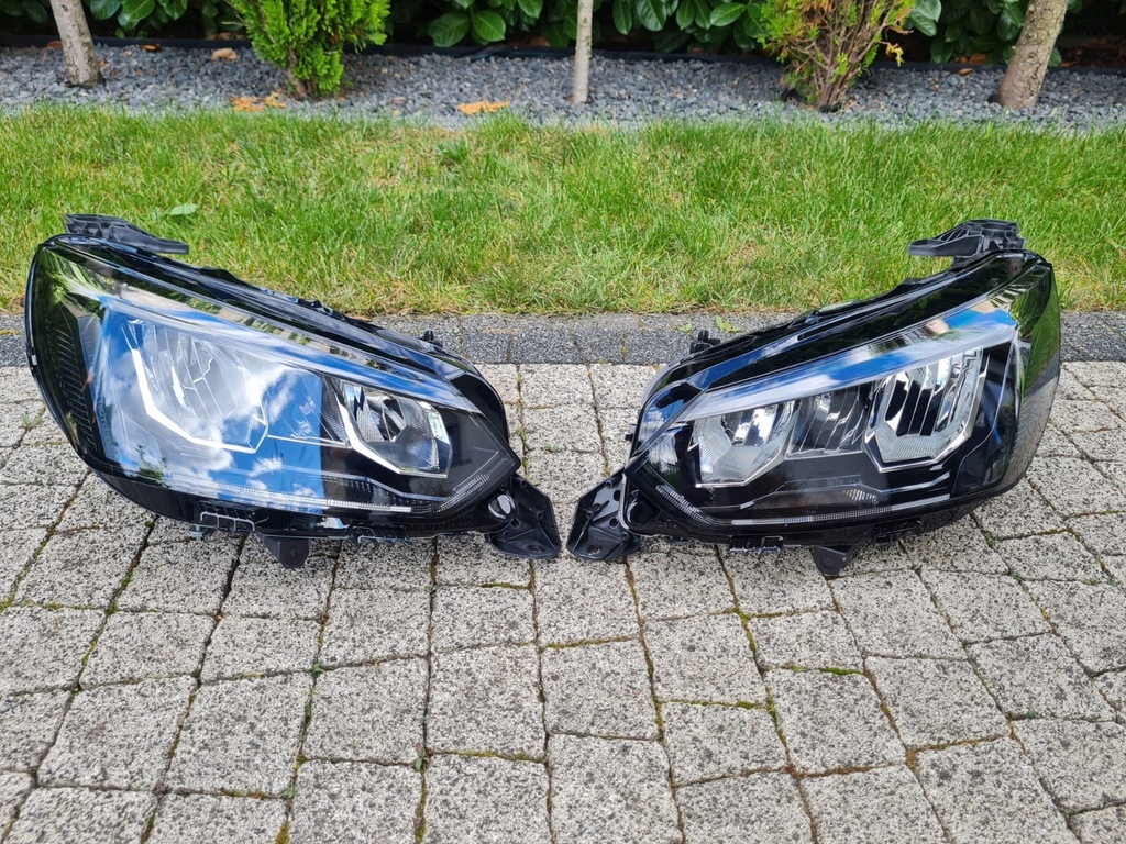 PEUGEOT 208 2008 II Kompletne Lampy przód Full Led Eco Led 9833036380 ...