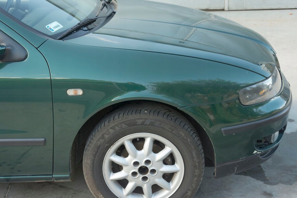 SEAT TOLEDO II BŁOTNIK PRZÓD PRZEDNI PRAWY LC6M - 12800991636 ...