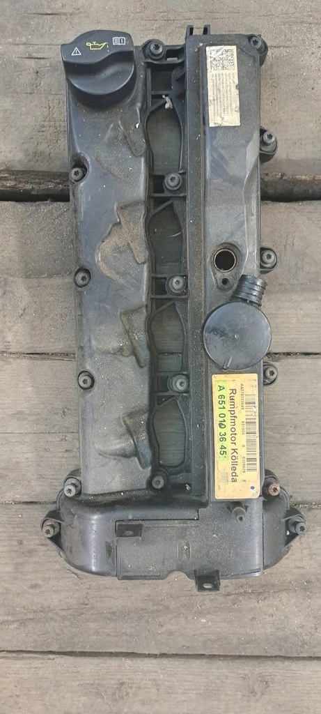 POKRYWA ZAWORÓW - Mercedes W204 W212 2.2 CDI OM651 - 13392089159 ...