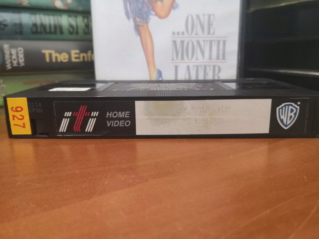 Купить Месяц спустя VHS ITI: отзывы, фото и характеристики на Aredi.ru (13342612213)