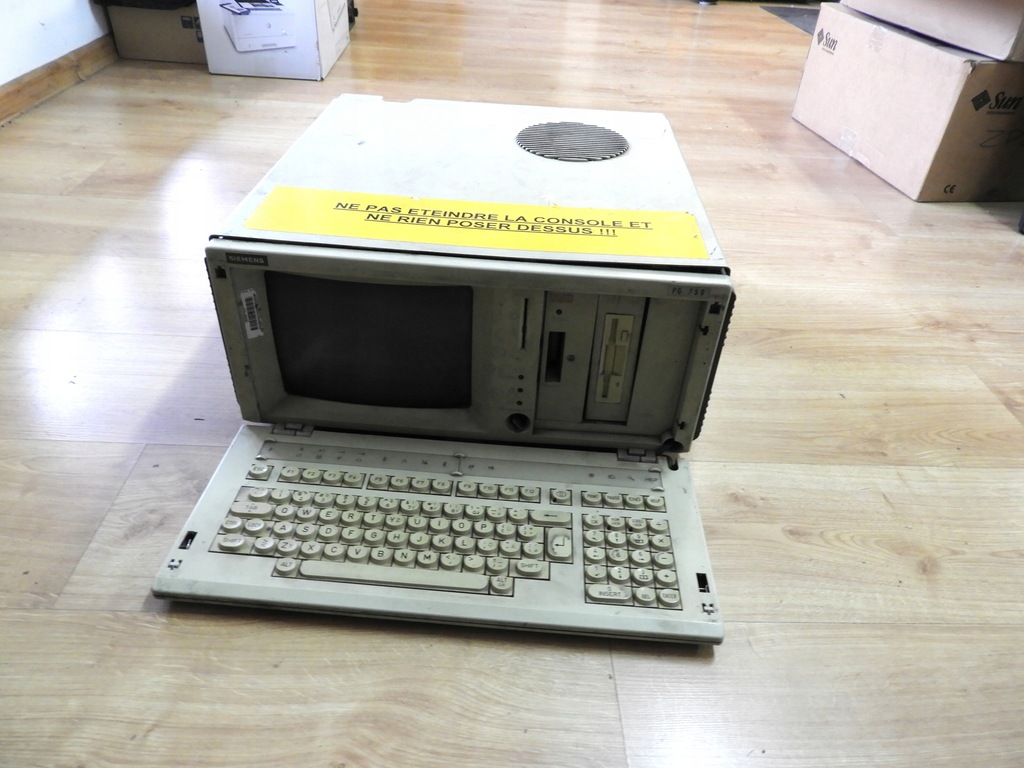 Stary retro komputer Siemens PG 750 - 13411293822 - oficjalne archiwum ...