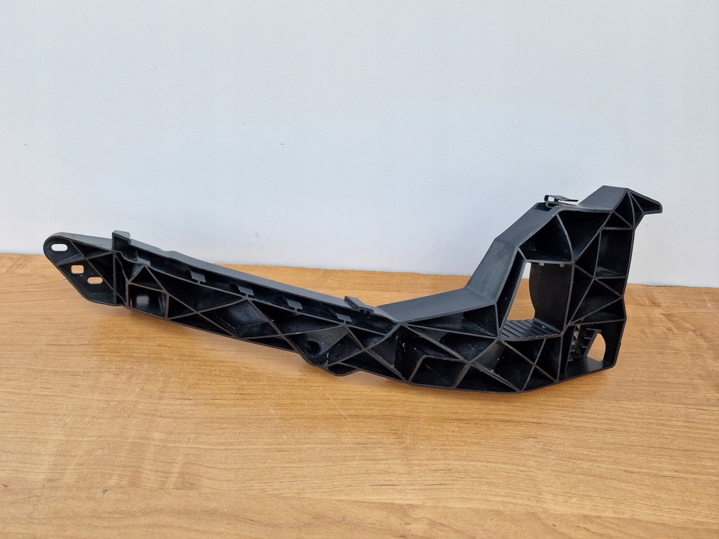 AUDI Q2 LIFT 81A PRAWY ŚLIZG POD LAMPĘ PRZÓD ORG - 12378156840 ...