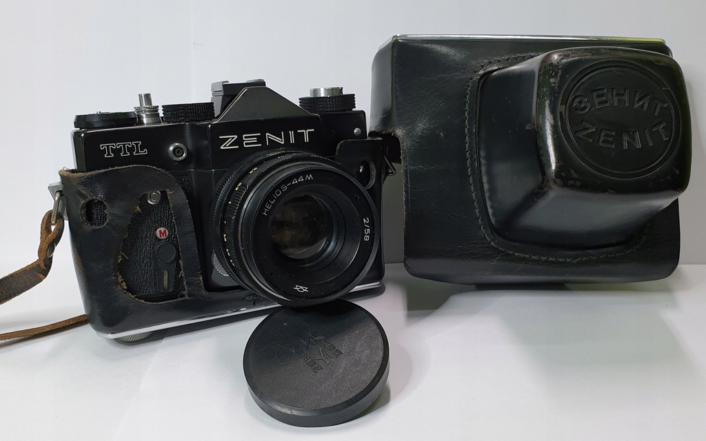 Aparat ZENITH TTL + Helios-44M + Pokrowiec Zadbany - 12088103110 - oficjalne archiwum Allegro