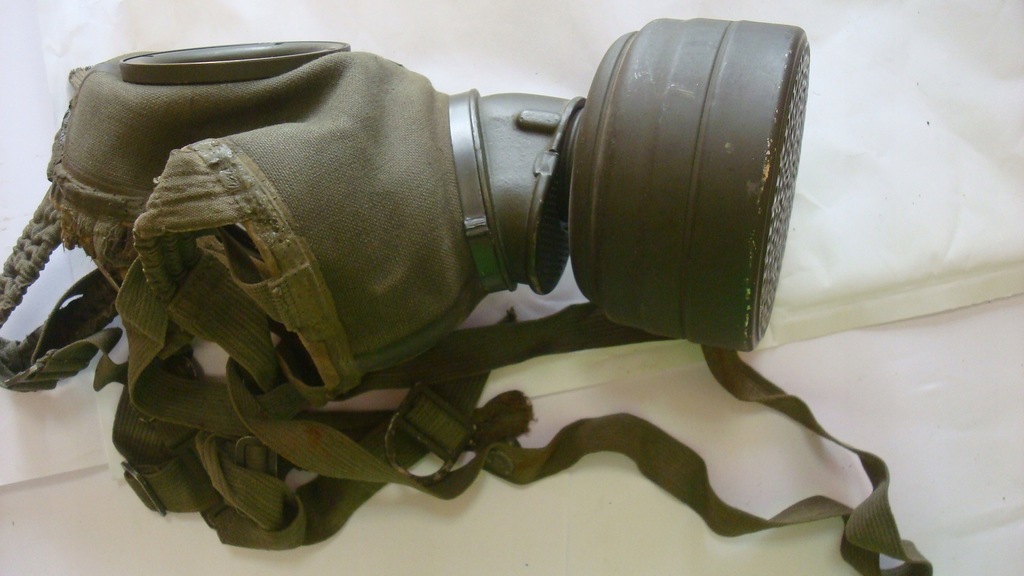 Niemiecka Maska Gazowa z pochłaniaczem 1937 r. SUPER STAN - 14387825367 - oficjalne archiwum Allegro