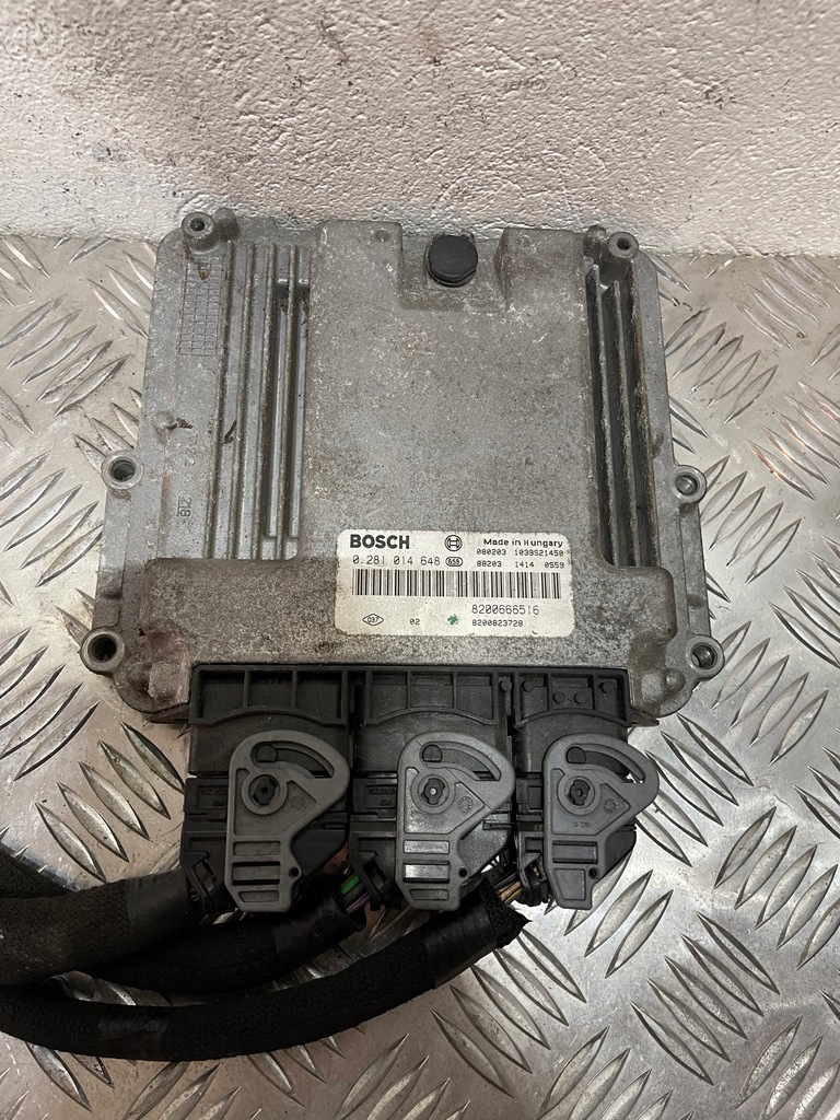 Sterownik ECU Trafic II Vivaro A 2.0 dci 115 m9r - 12045983912 ...