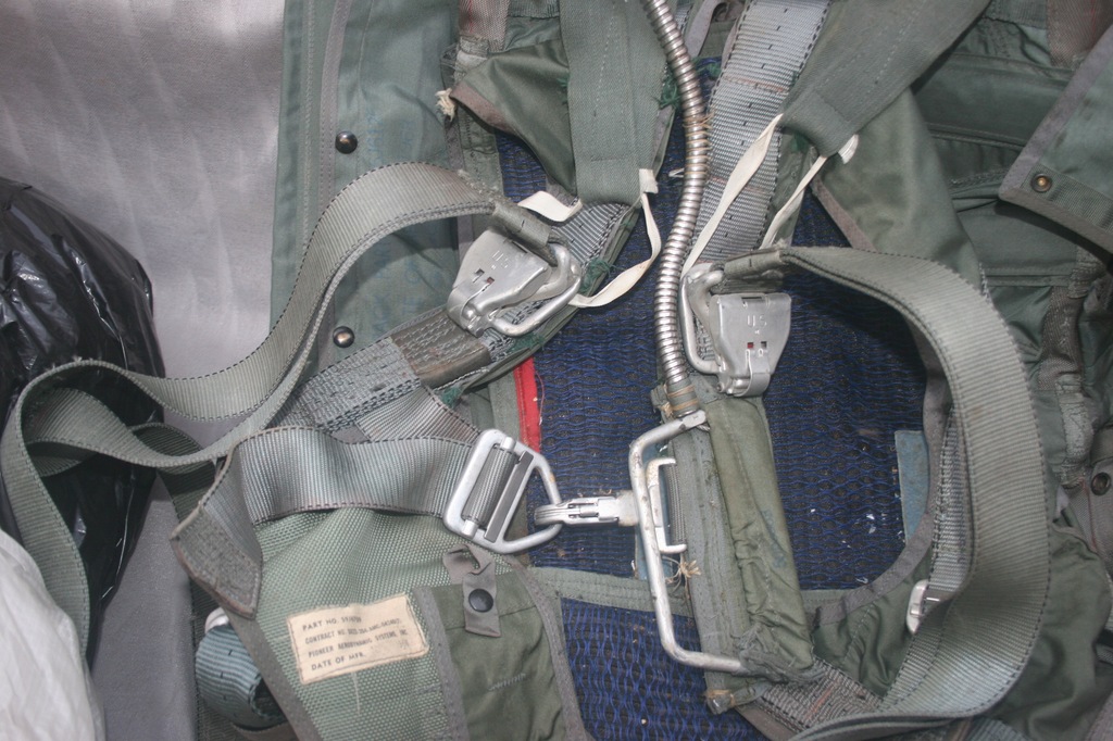 SPADOCHRON WOJSKOWY - PARACHUTE, US ARMY .USA - 8256332688 - oficjalne ...