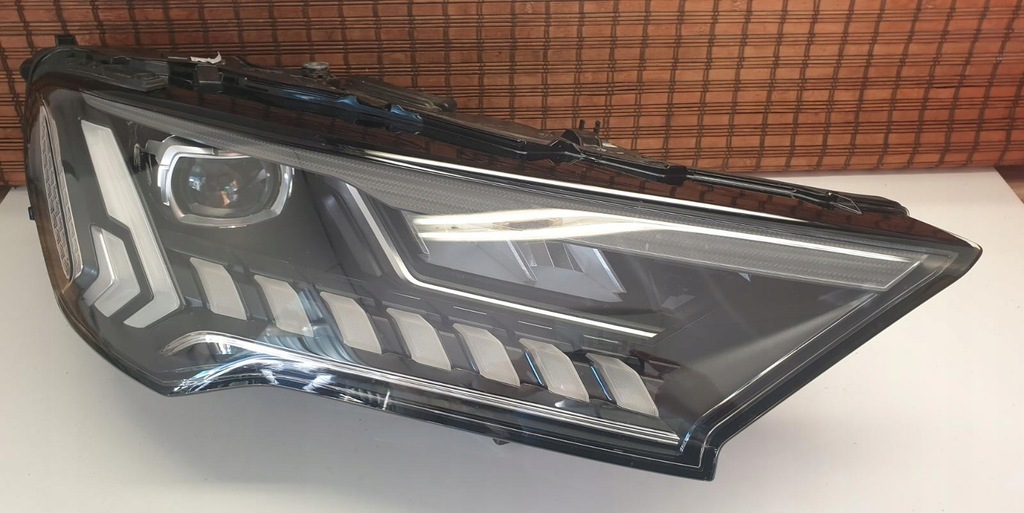 AUDI Q7 4M LIFT MATRIX 4M0941040C - 12648521939 - oficjalne archiwum ...