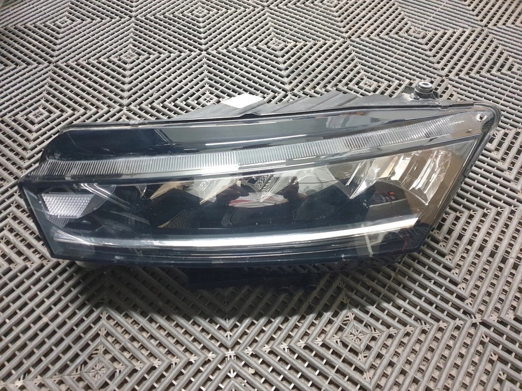 LAMPA LEWA PRZÓD SKODA OCTAVIA IV FULL LED - 13378533768 - oficjalne ...